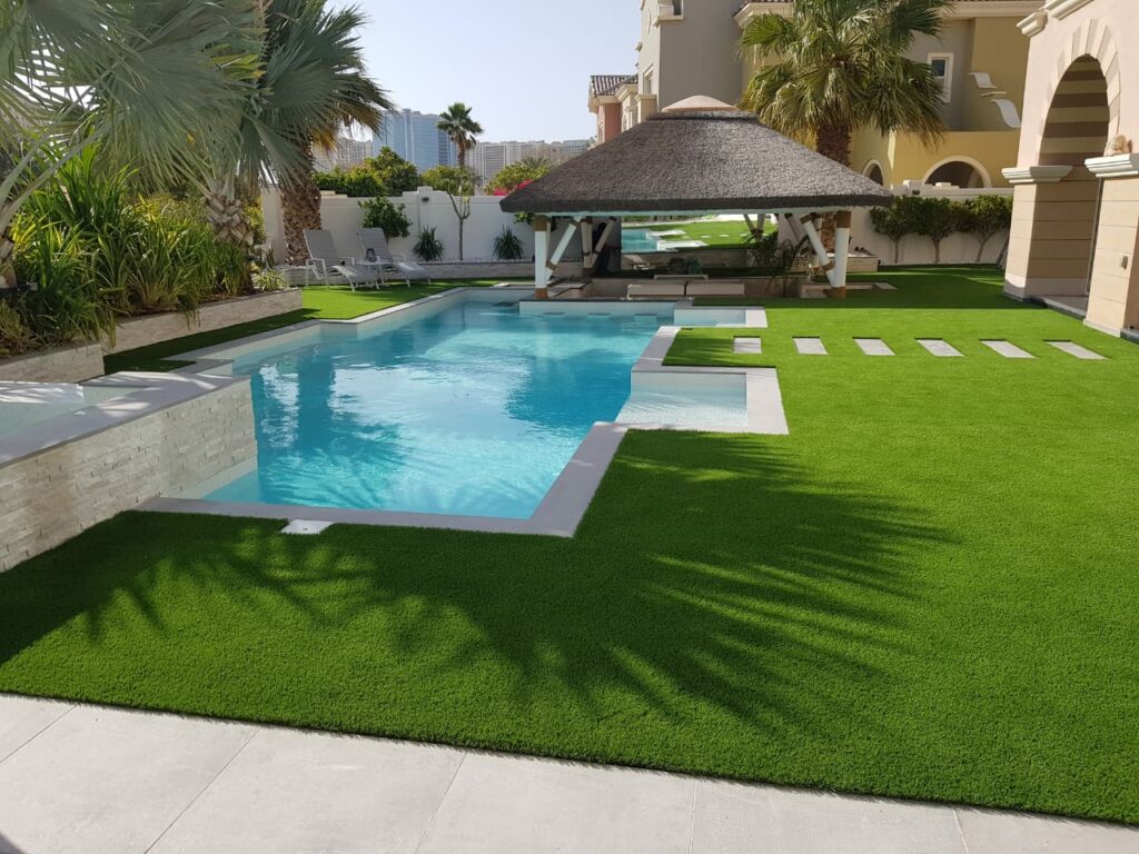 Swimming Pools Dubai | Easi Landscsapes